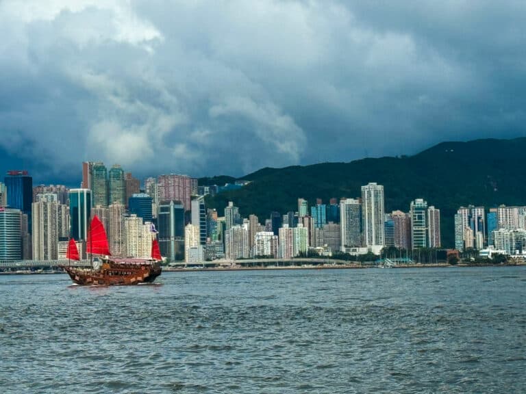 Best Things to Do In Hong Hong On Your First Trip - Truly Expat Travel